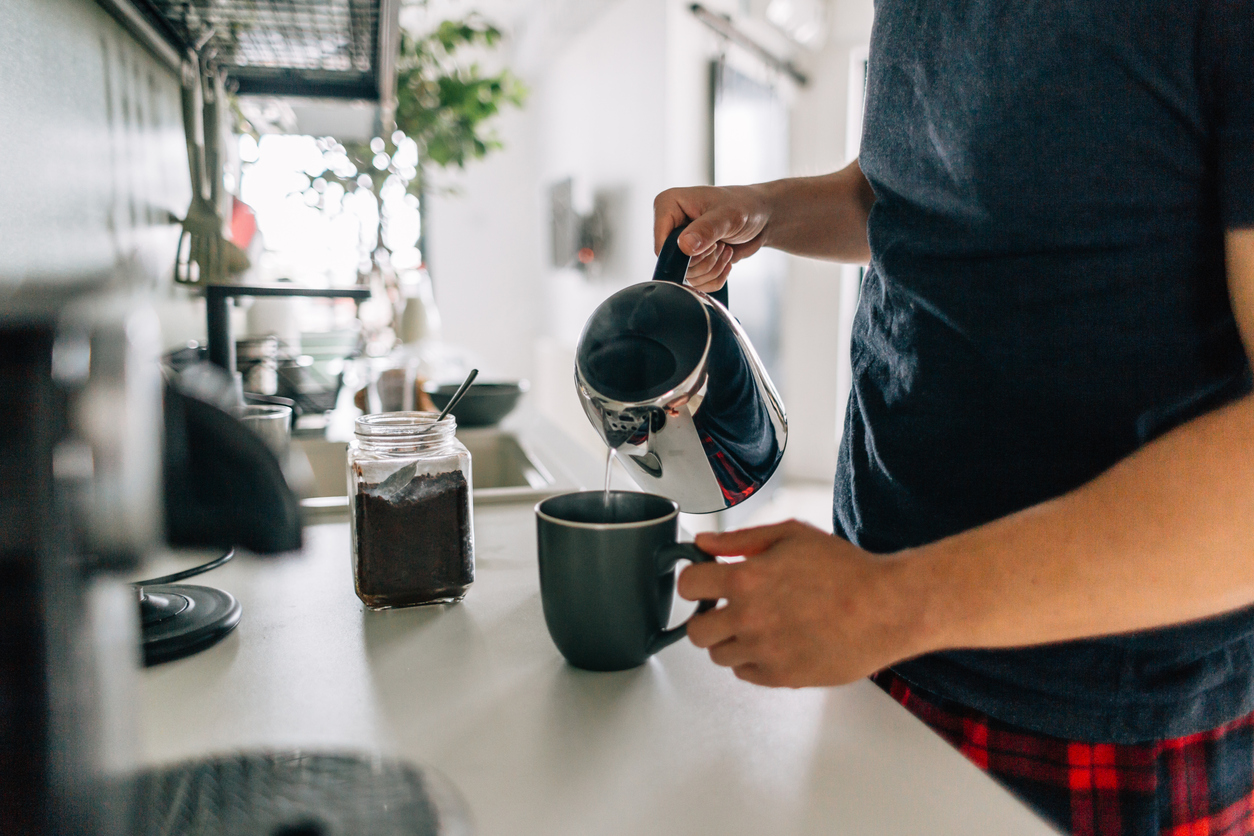 Pour son métabolisme, mieux vaut boire son café après le petit-déjeuner ...