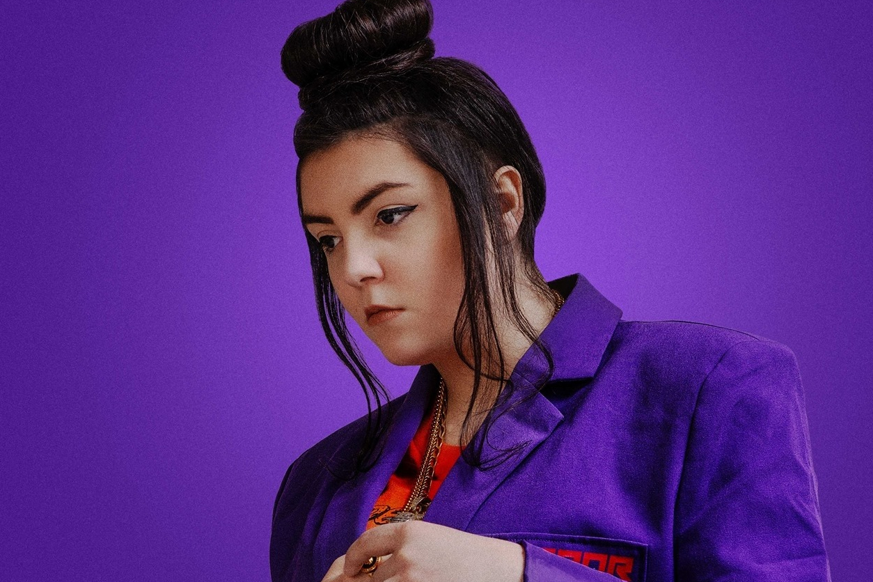 "Il y a un compte à rebours" : la chanteuse Hoshi se confie sur sa ...