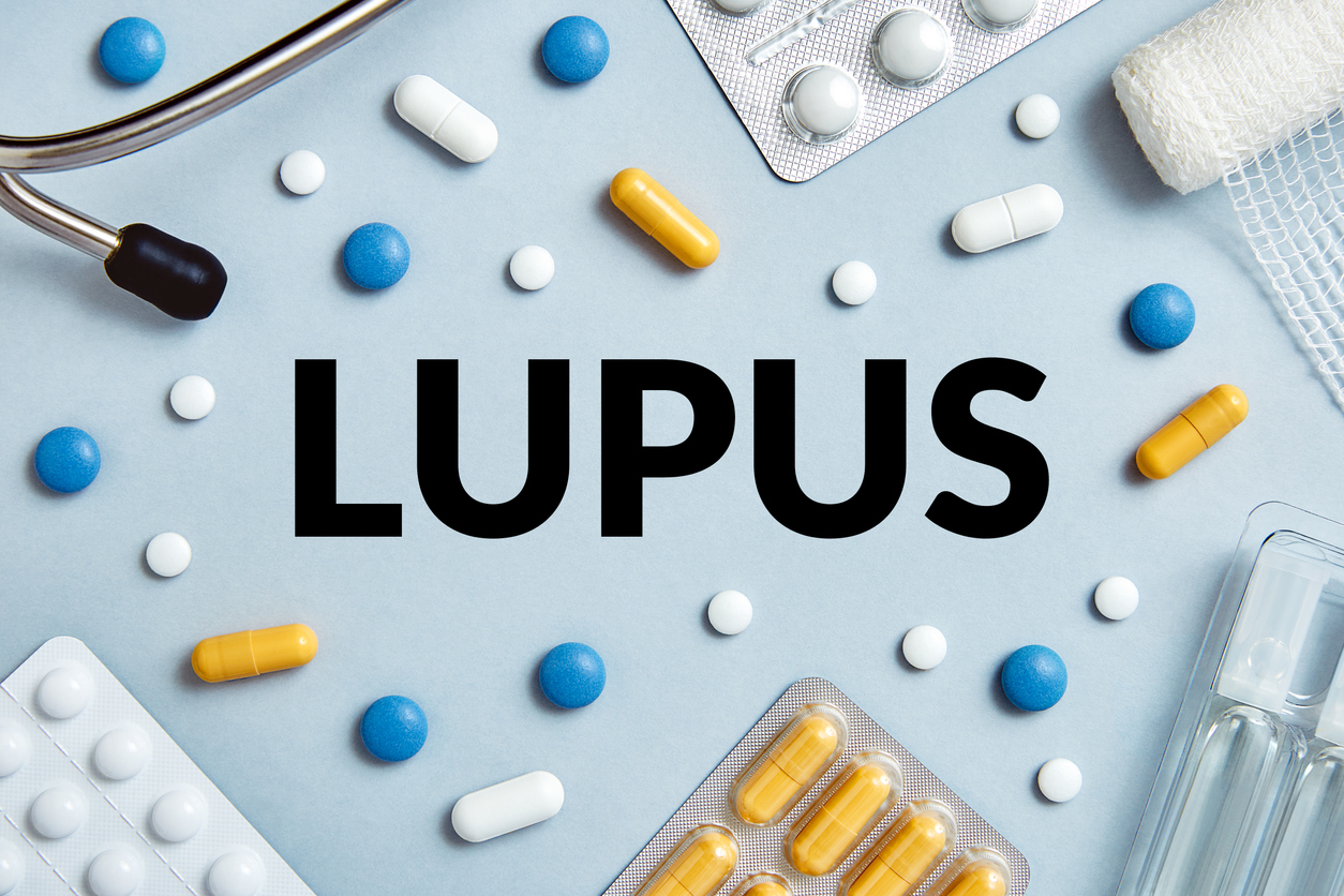 Lupus : une nouvelle thérapie cellulaire conduit à la rémission de 5 ...
