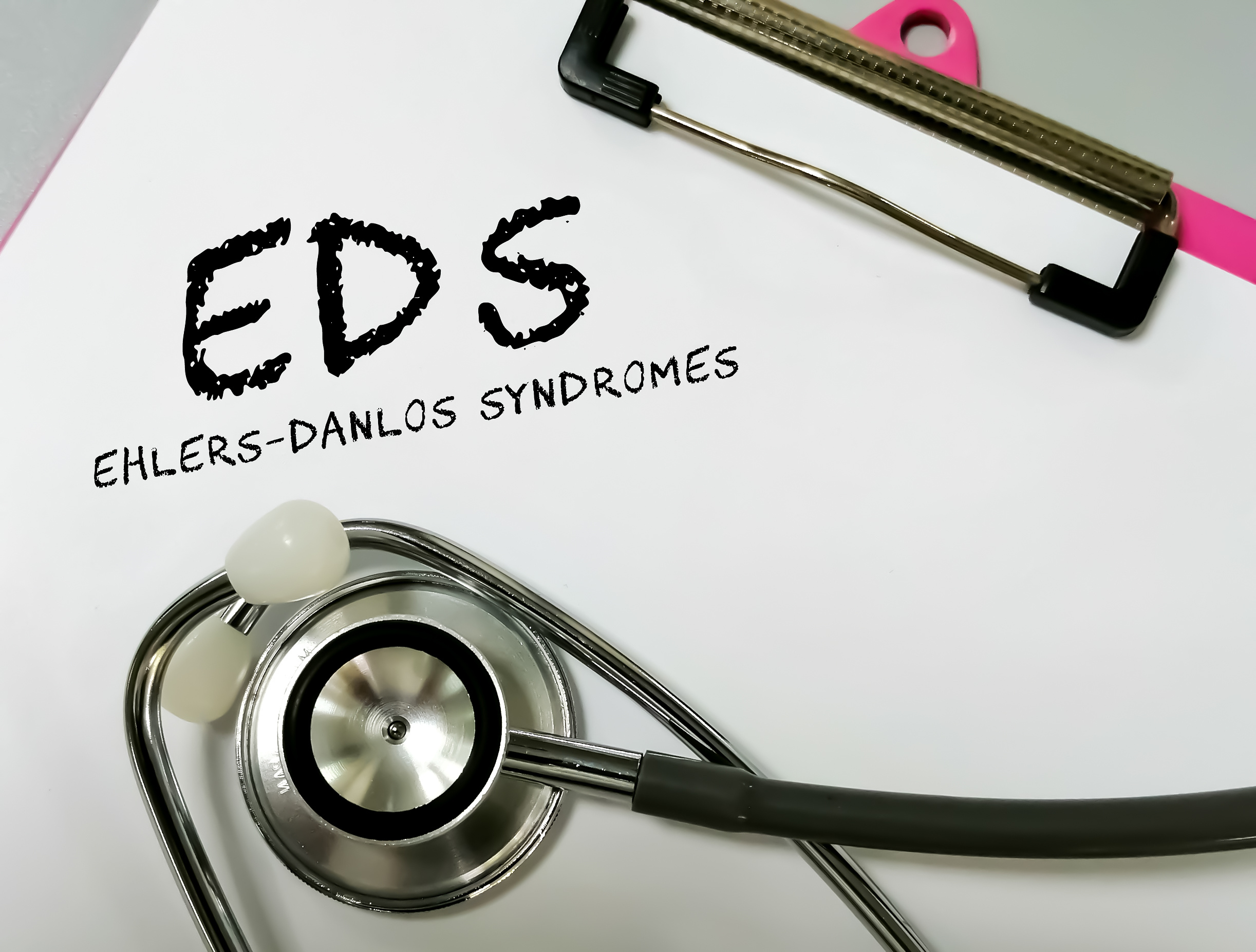 Syndrome d'Ehlers-Danlos (SED) : symptômes, traitements | Santé Magazine