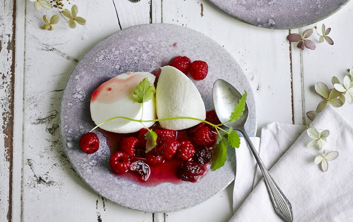Recette Mousse de yaourt aux fruits rouges | Santé Magazine
