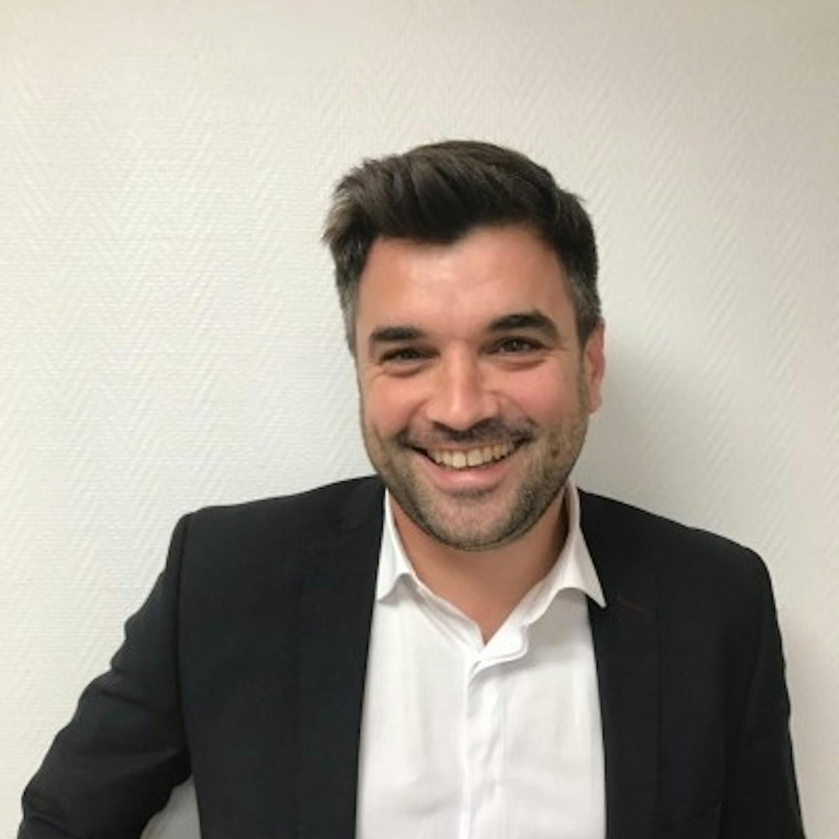 Pr Justin Michel, médecin ORL et chirurgien cervico-facial | Santé Magazine