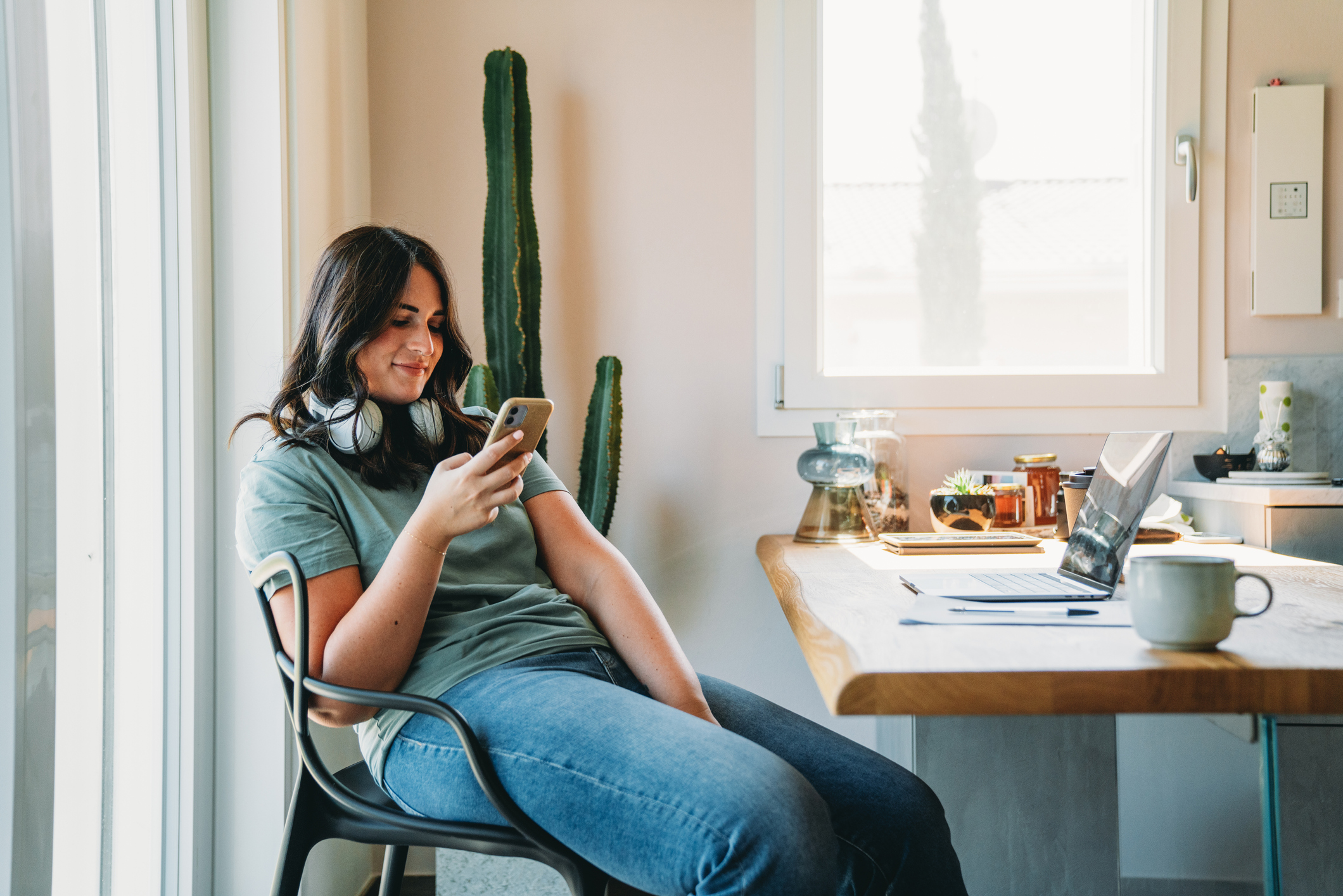 Quels sont les avantages et les inconvénients du télétravail ? | Santé ...