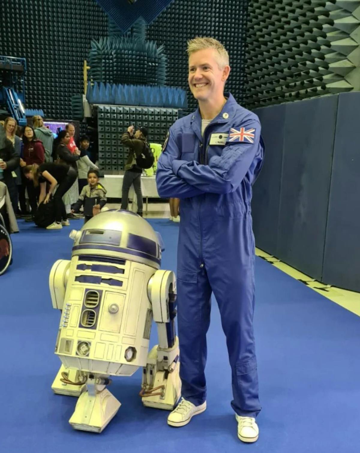 Le premier astronaute handicapé soumet sa prothèse à des tests cruciaux ...