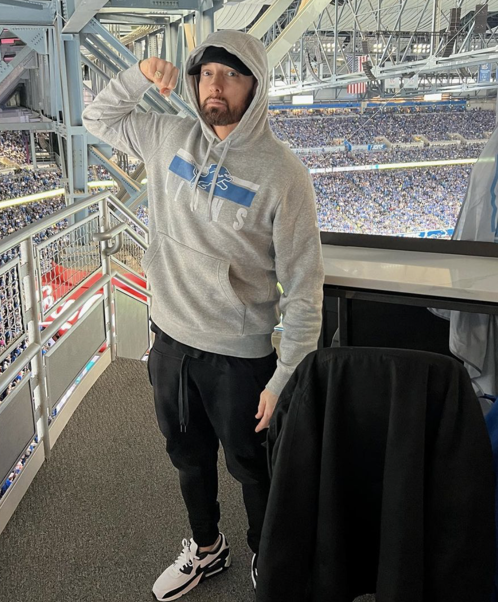 Eminem célèbre 16 ans de sobriété et partage un symbole poignant avec ...