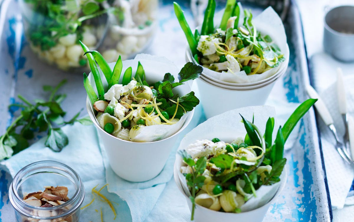 Recette Verrine de poulet aux rigatonis et légumes verts | Santé Magazine