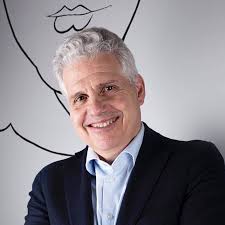 Dr Eric Plot, chirurgien plasticien | Santé Magazine