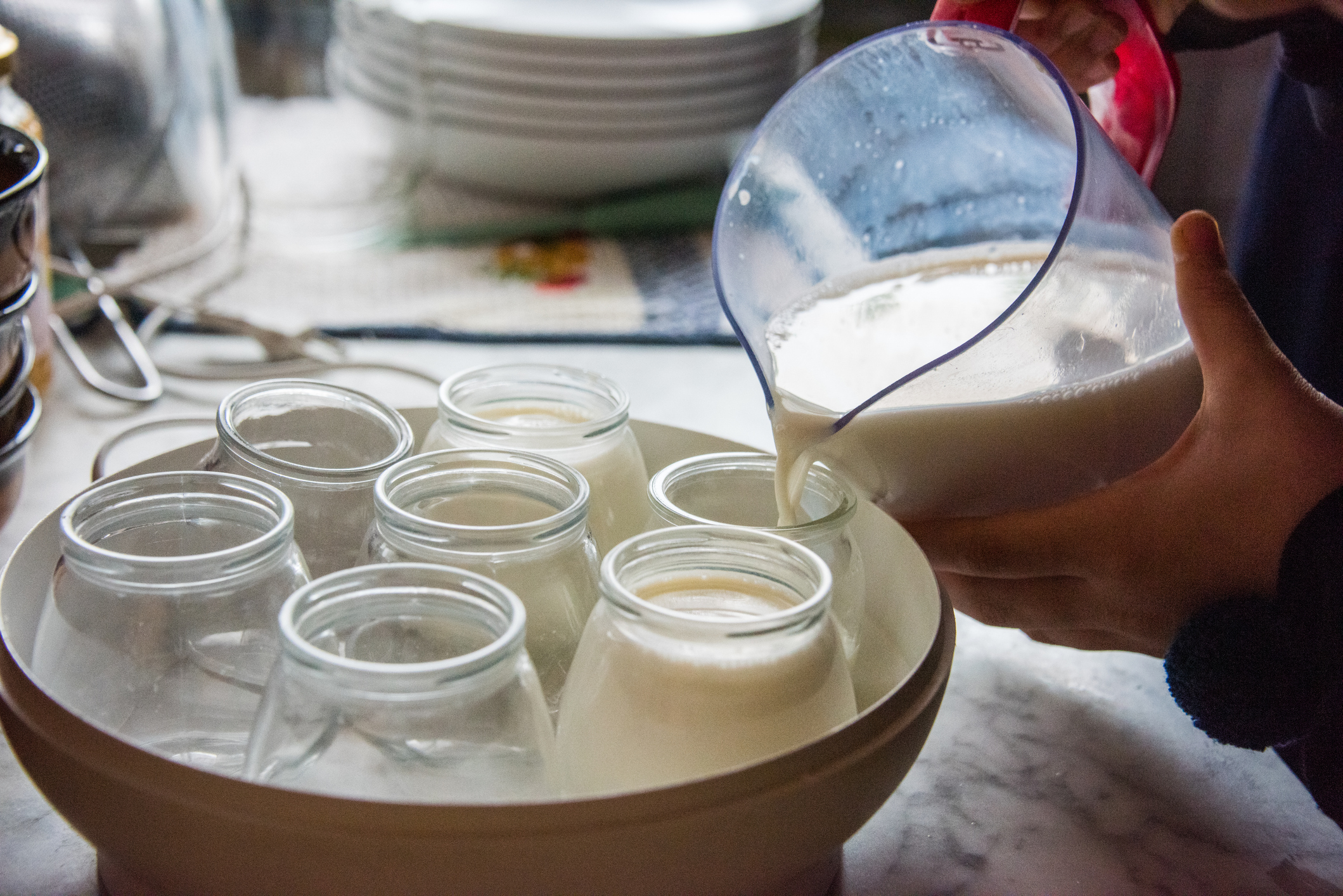 Yaourt fait maison : mode d’emploi, astuces et erreurs à éviter | Santé ...