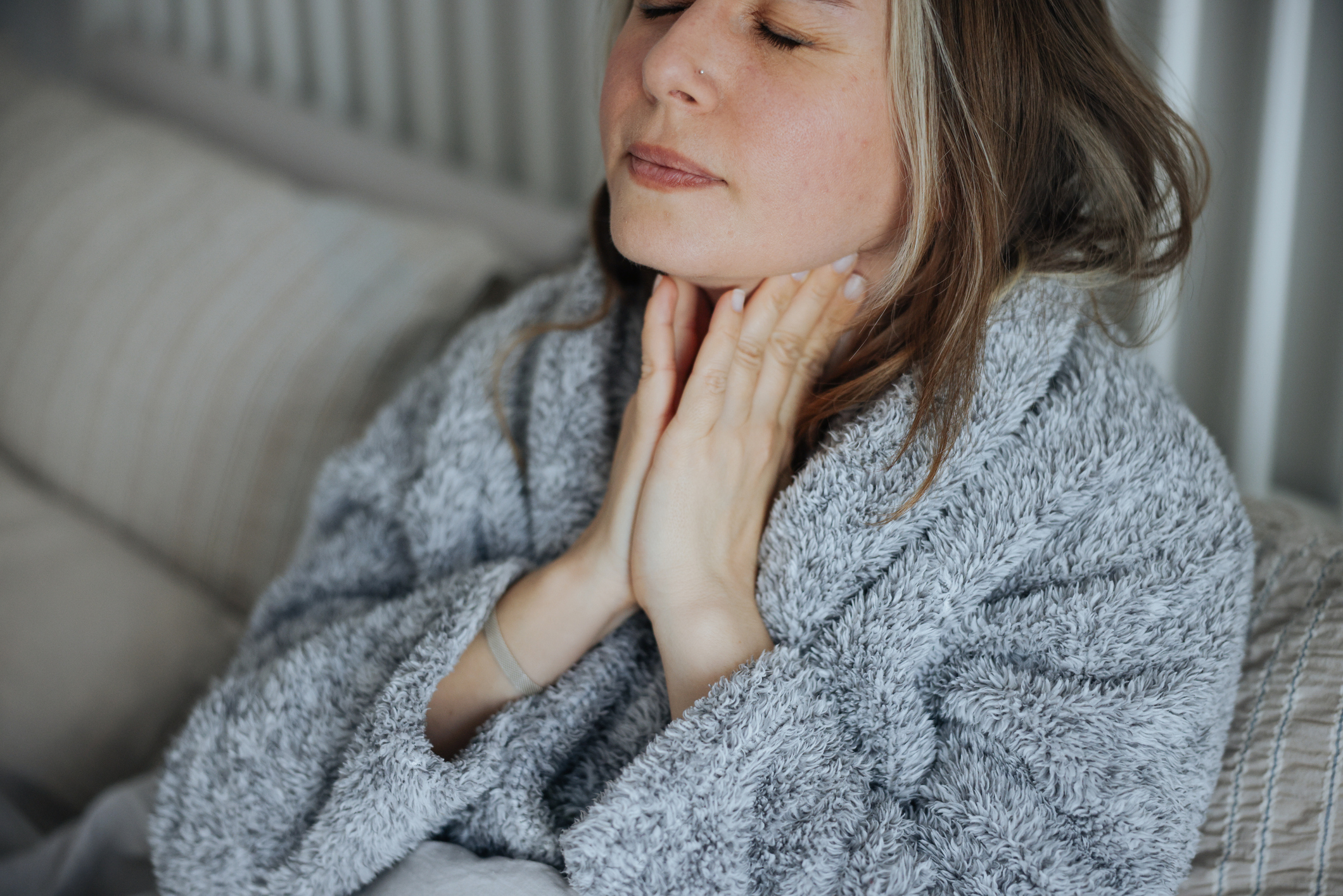 Mononucléose infectieuse : définition, symptômes, causes, traitements ...