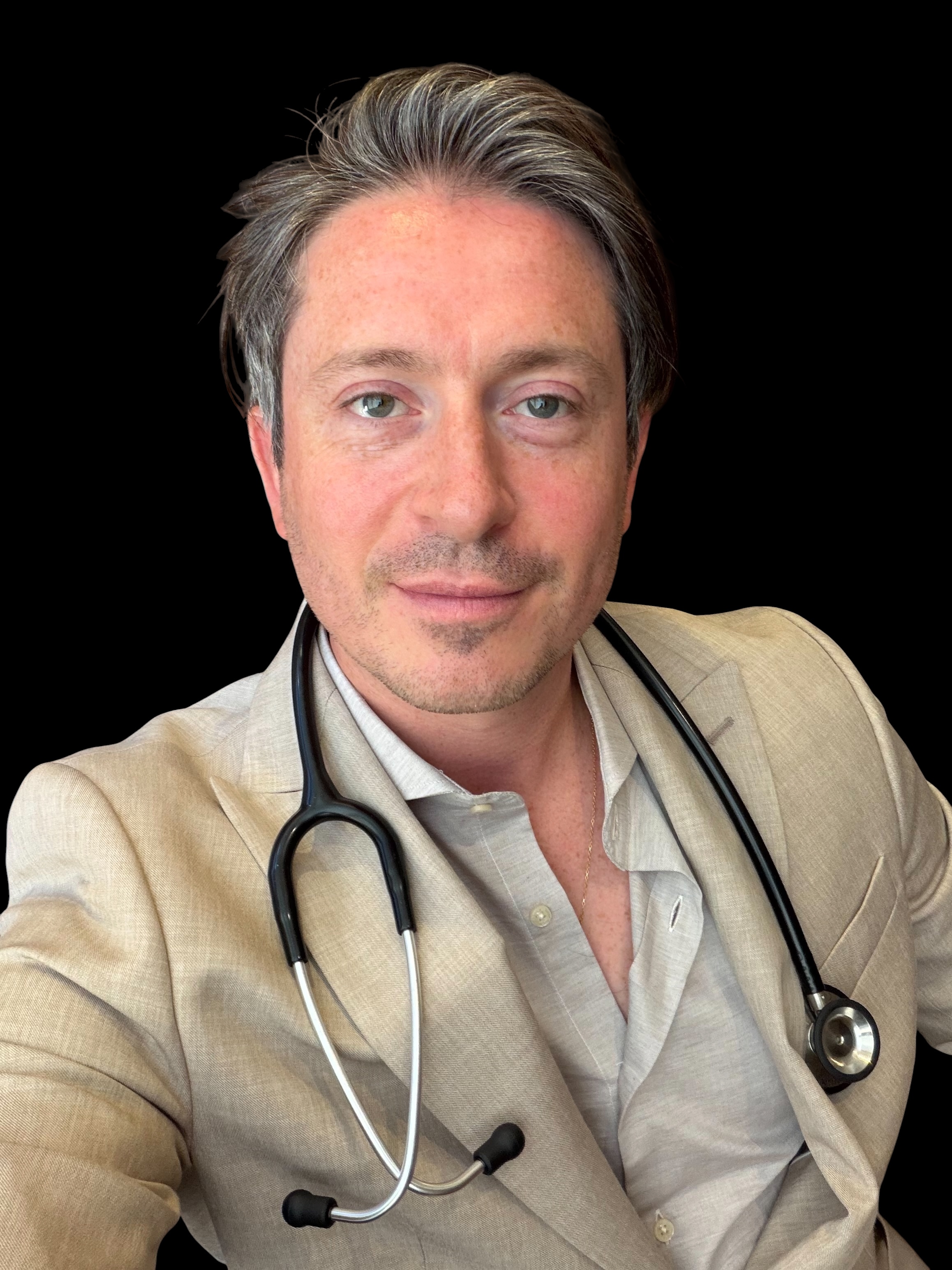 Dr Nathaniel Stroumza, chirurgien esthétique | Santé Magazine